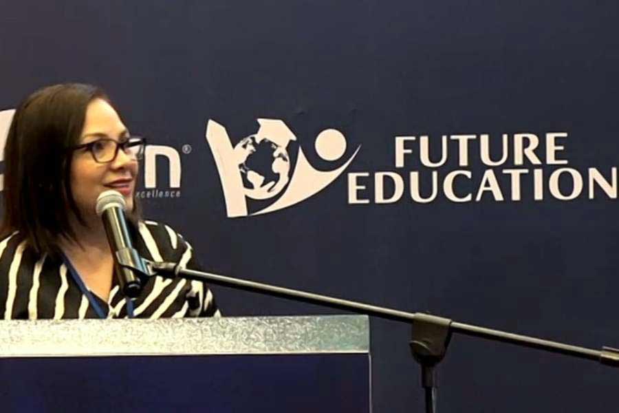 En Asia: maestra Tec habla de educación virtual en foro internacional | Tecnológico de Monterrey